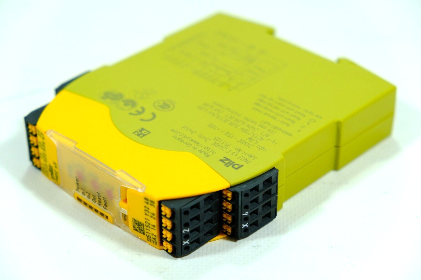 Pilz PNOZ s5 C 24VDC 2n/o 2n/ot (751105) Safety Relay | Electrical ...