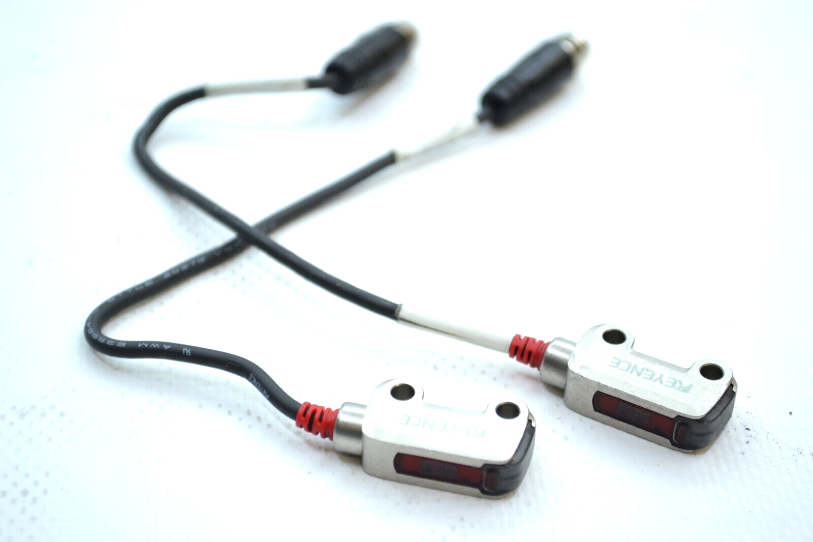 Laser sensors | Sensors & measuring devices EME Industrial Parts